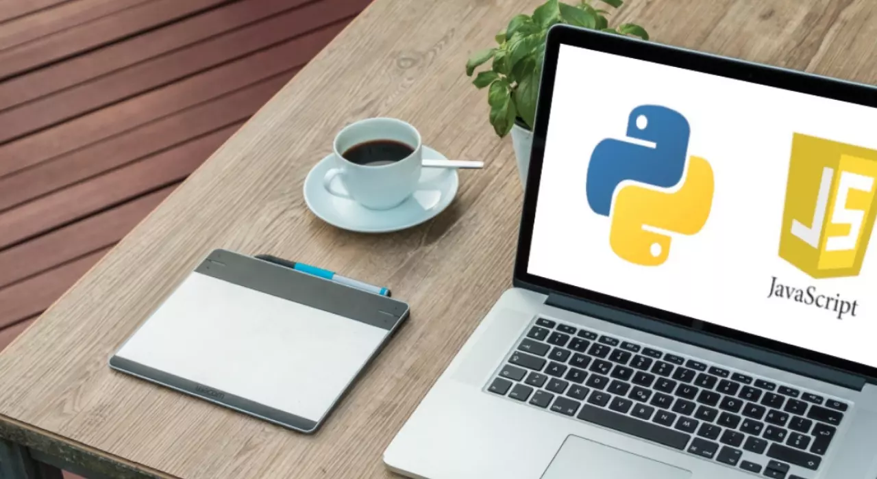 JavaScript skills and Python skills: recruitment trends in 2023